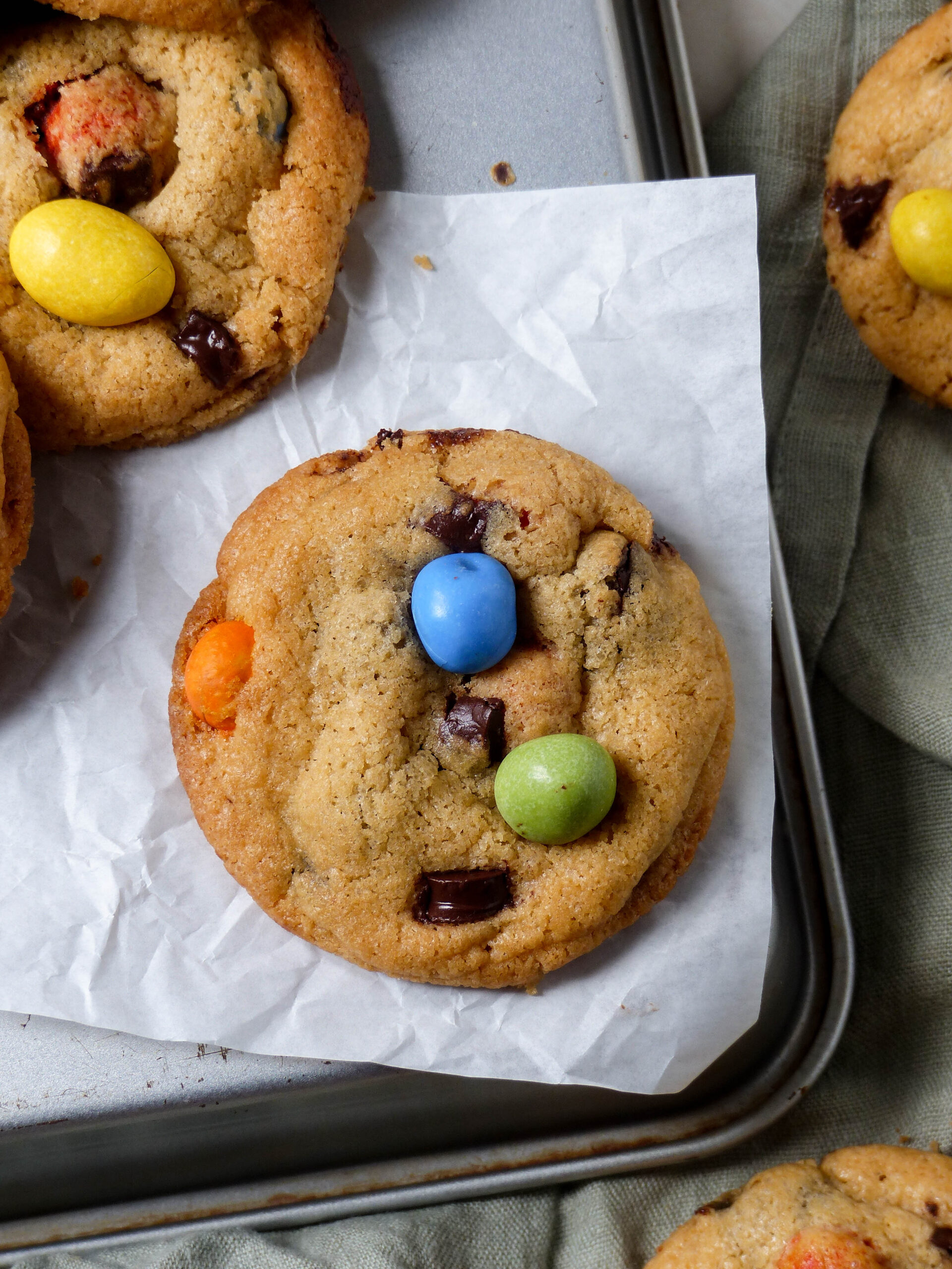 M&M Cookies (Subway Cookies) - Anna Lee EATS.
